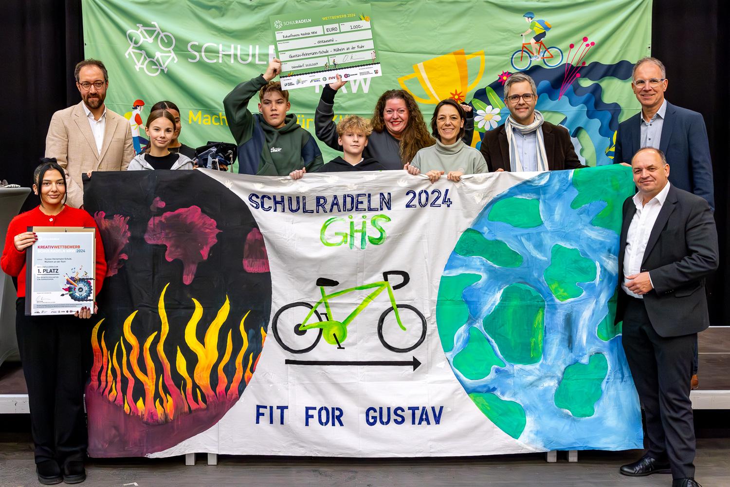 Die Gustav-Heinemann-Schule in Mülheim an der Ruhr gewinnt im ...